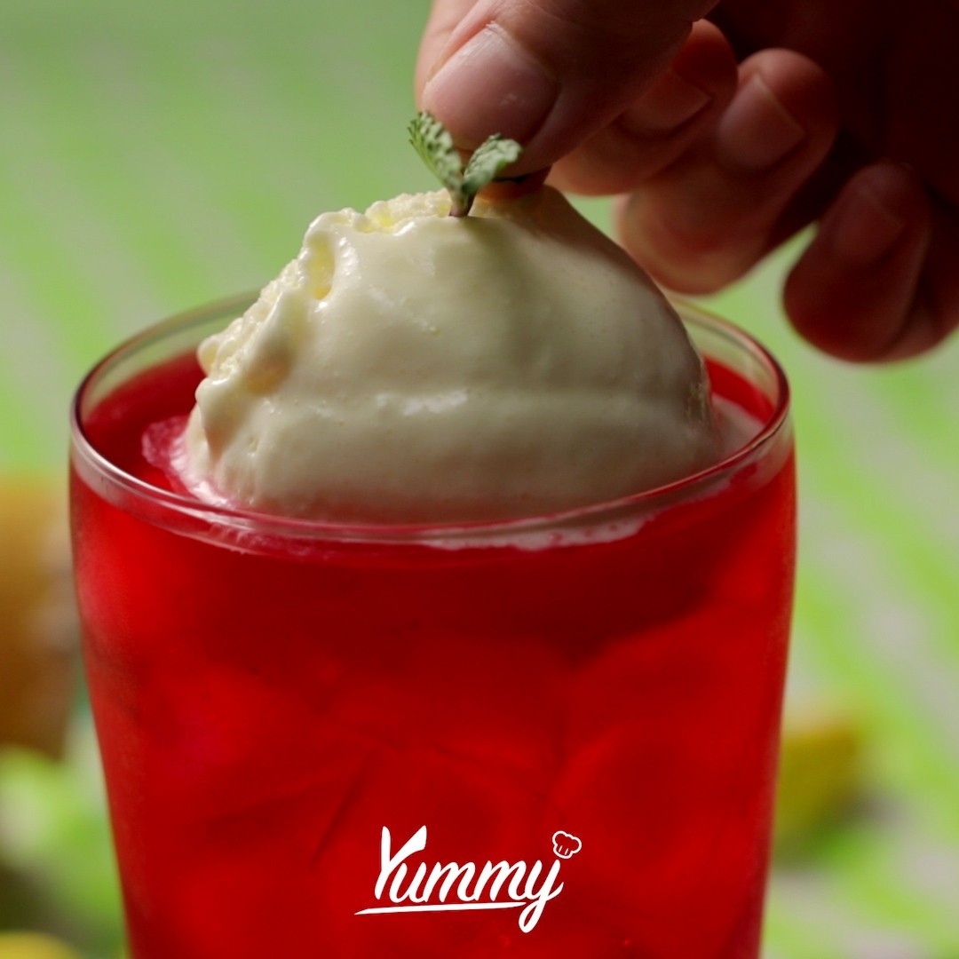 Resep Strawberry Lychee Punch Mudah dan Cepat