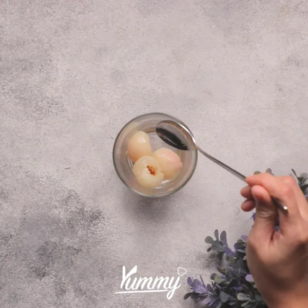 Resep Float Ice Yakult Leci Mudah dan Cepat