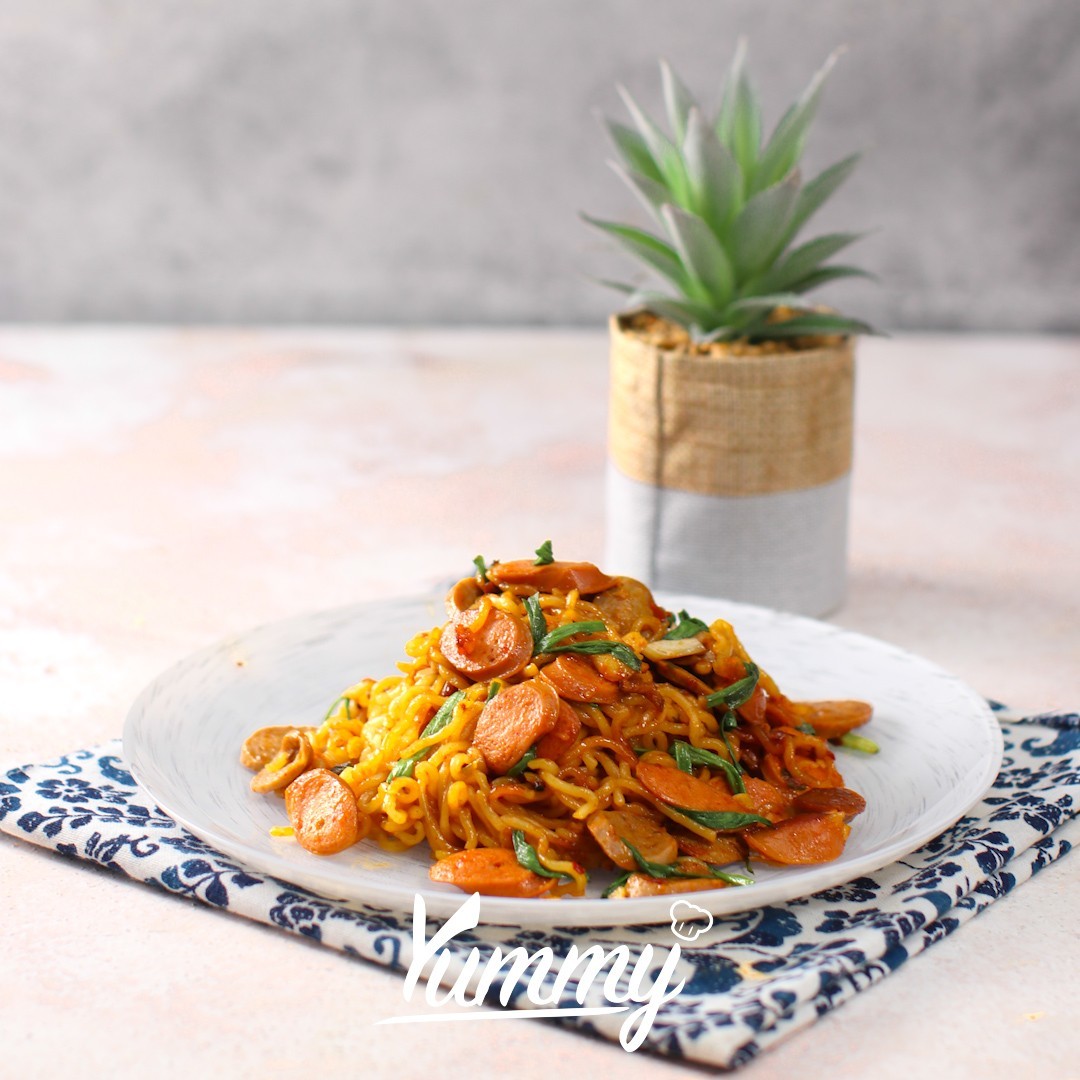 Resep Ramen Goreng Rice Cooker Mudah dan Cepat