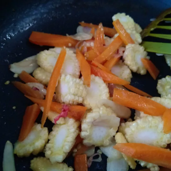 Resep Tumis Sayur Pelangi #INDONESIAKAYA Sederhana Rumahan di Yummy App
