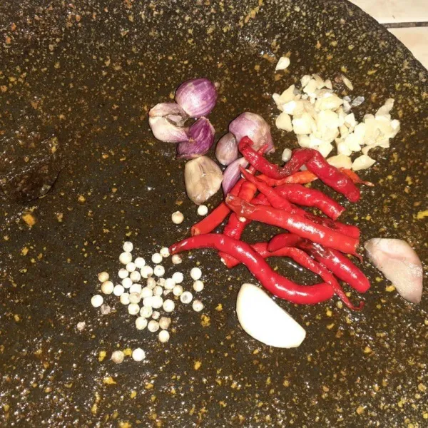 Resep Ayam Suwir Jagung Pedas #AlaAnakKos Sederhana Rumahan di Yummy App