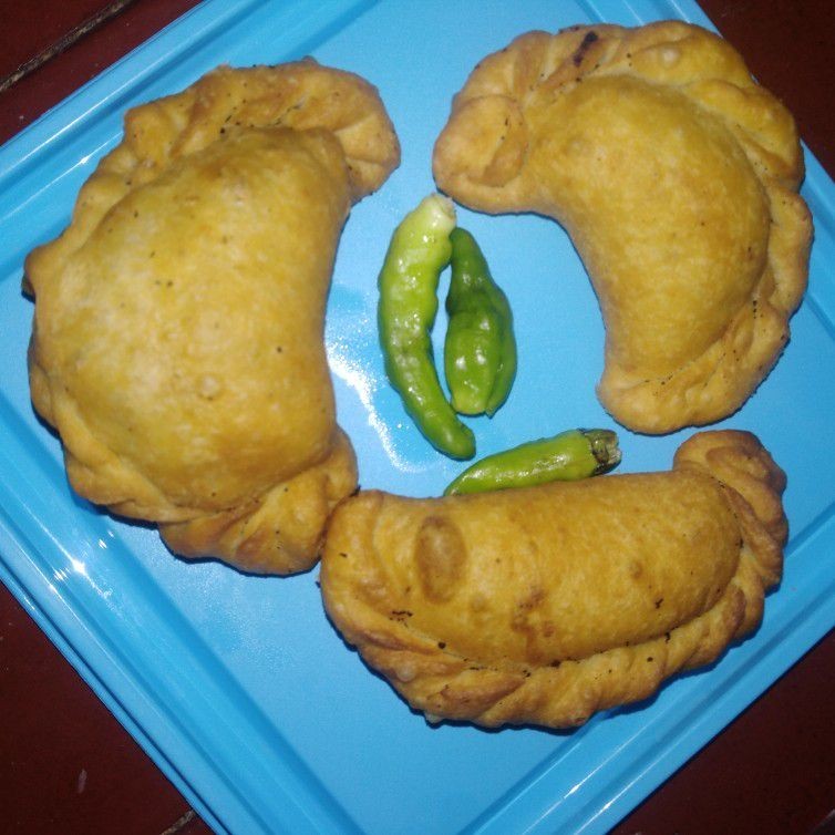 Resep Pastel Isi Daging Sederhana Rumahan dari Melissa Junia