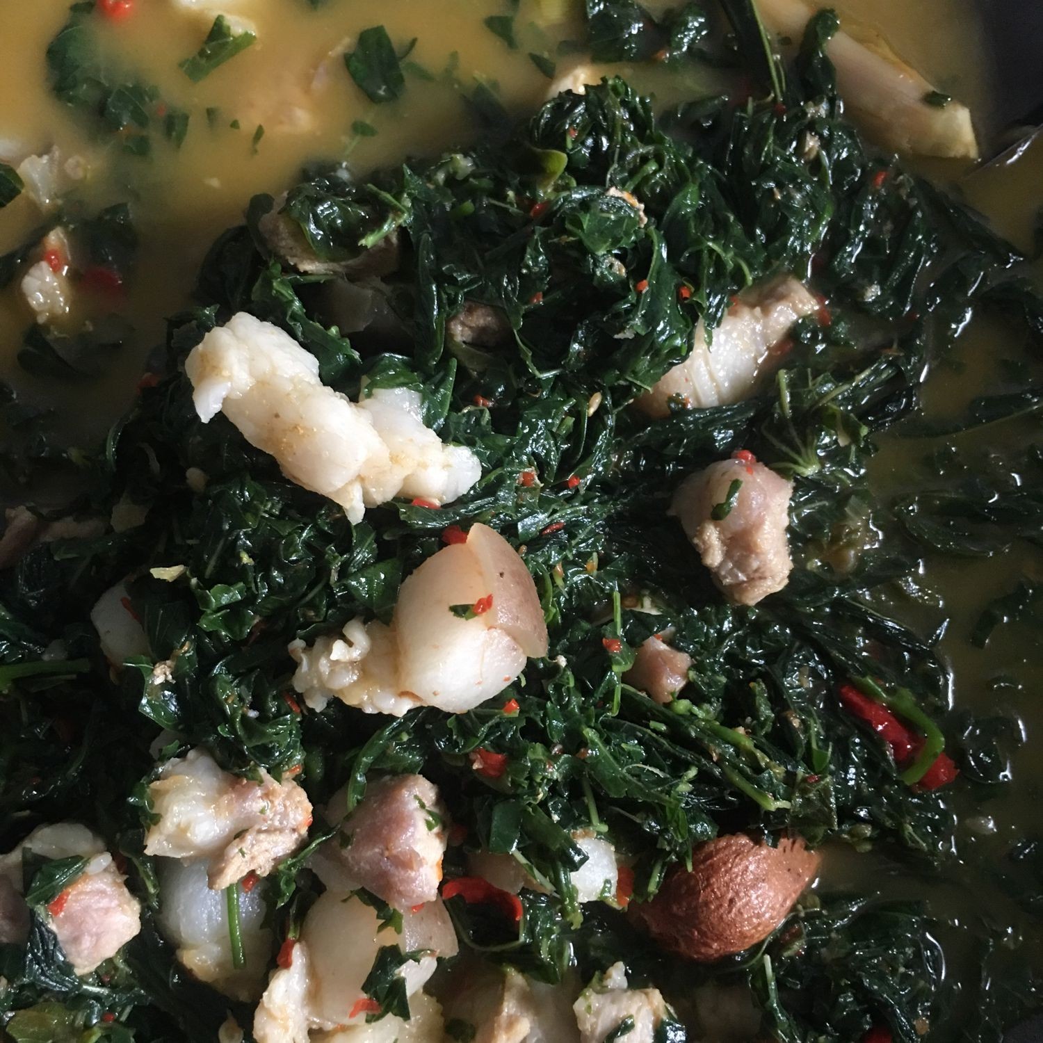 Resep Gulai Babi Daun Singkong Sederhana Rumahan dari Risa senoila tarigan