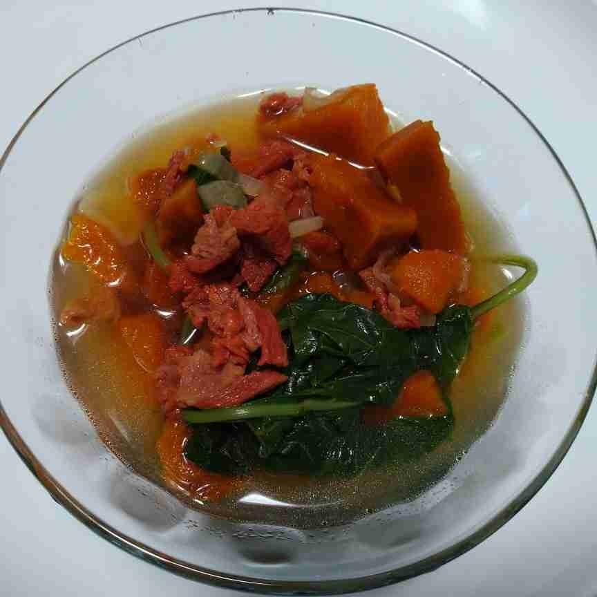 Resep Sup Bayam Labu Kuning Sederhana Rumahan di Yummy App