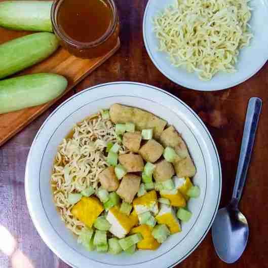 Resep Rujak Mie #JagoMasakMinggu10 Sederhana Rumahan di Yummy App