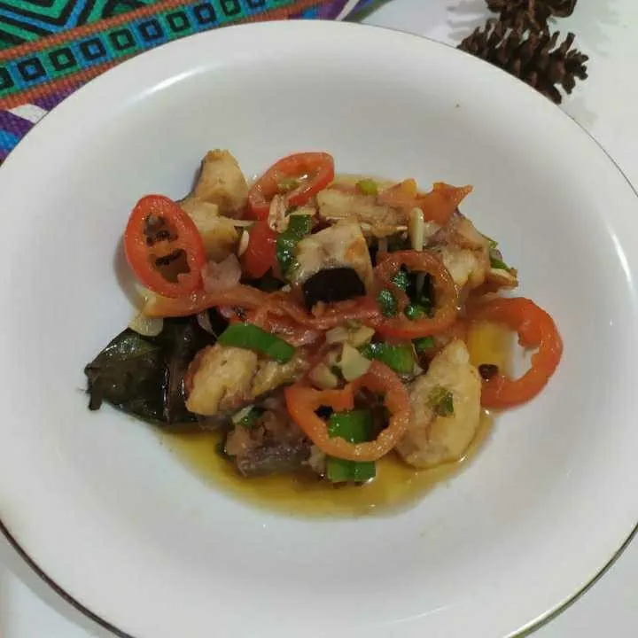 Resep Tumis Jambal Roti Cabe Gendot Sederhana Rumahan di Yummy App