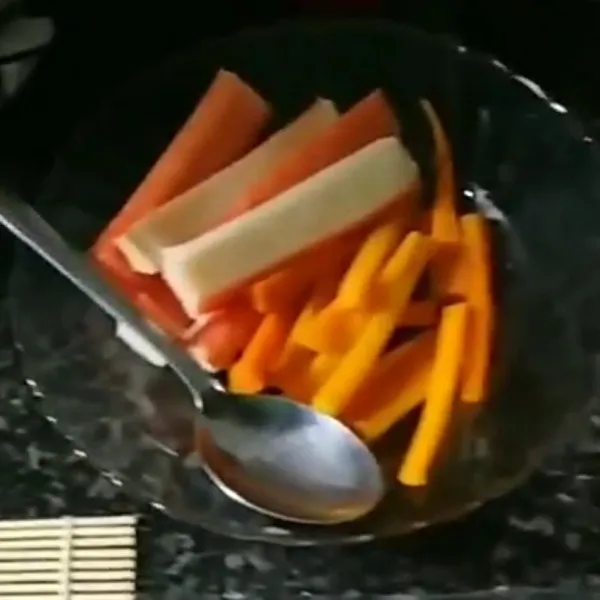 Resep Kimbab Crab Stick Sederhana Rumahan Di Yummy App