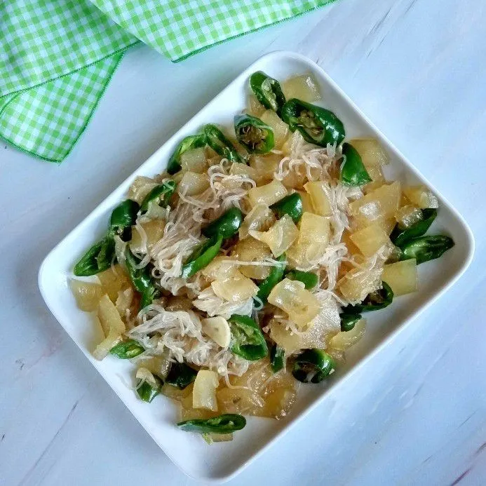 Resep Oseng Kikil Soun Cabe Hijau Sederhana Rumahan di Yummy App Resep Oseng Kikil Soun Cabe Hijau Sederhana Rumahan di Yummy App