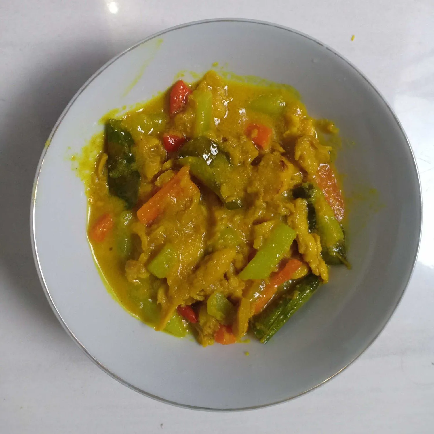 Resep Ayam Bumbu Kuning Sederhana Rumahan Di Yummy App