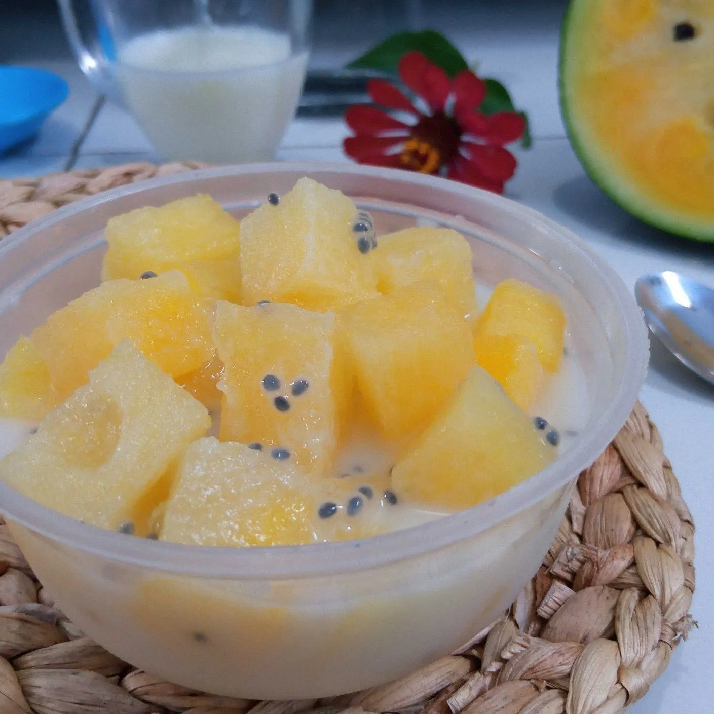 Resep Es Susu Selasih Semangka Kuning #JagoMasakMinggu1Periode2 ... Resep Es Susu Selasih Semangka Kuning #JagoMasakMinggu1Periode2 ...