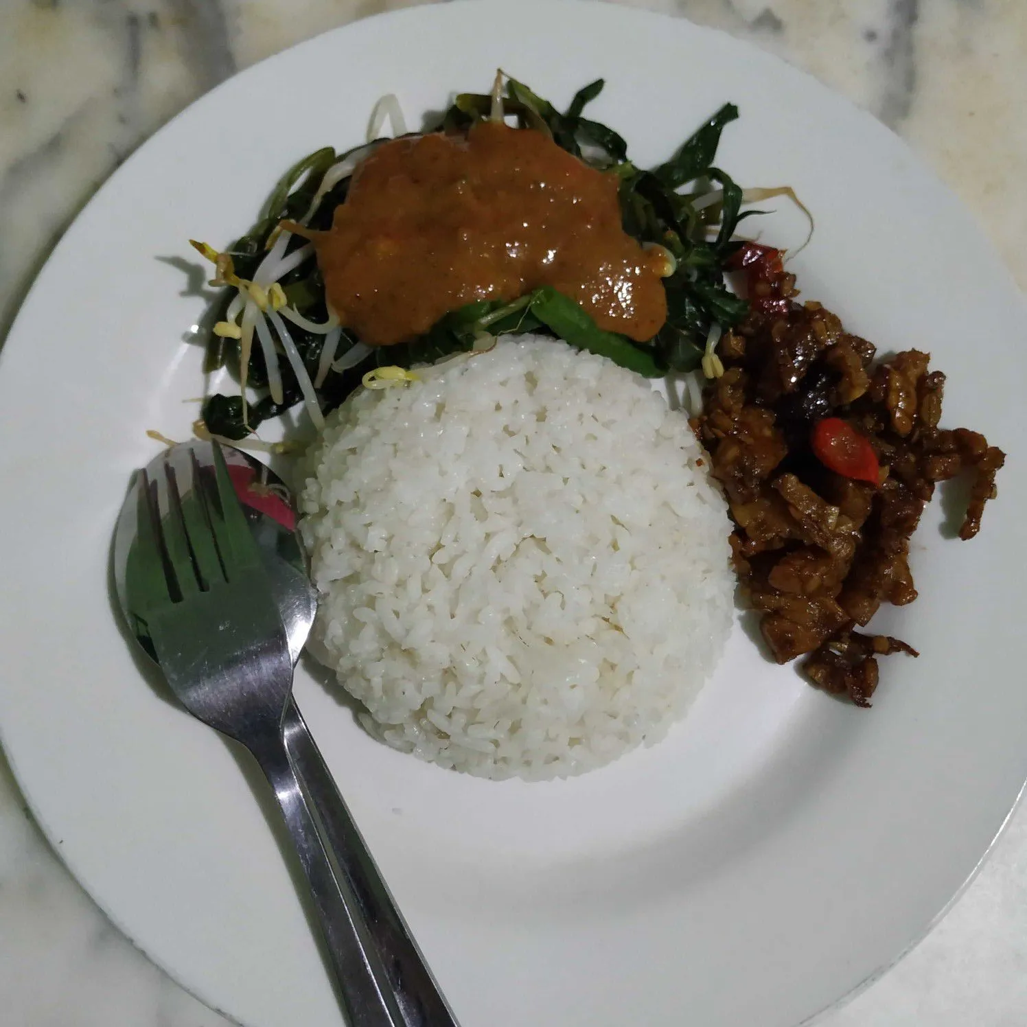 Resep Nasi pecel #JagoMasakMinggu3Periode2 Sederhana Rumahan di Yummy App