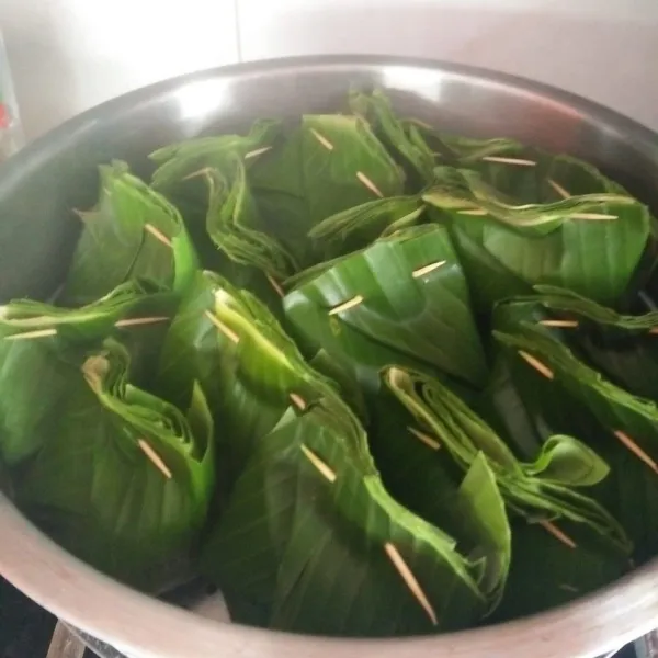 Resep Botok Petai Cina Mix #JagoMasakMinggu3Periode2 Sederhana Rumahan ...