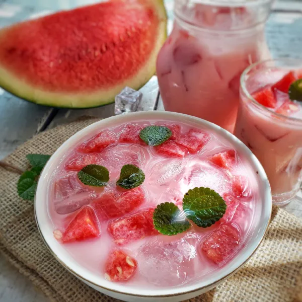 Resep Es Semangka Susu Sederhana Rumahan Di Yummy App