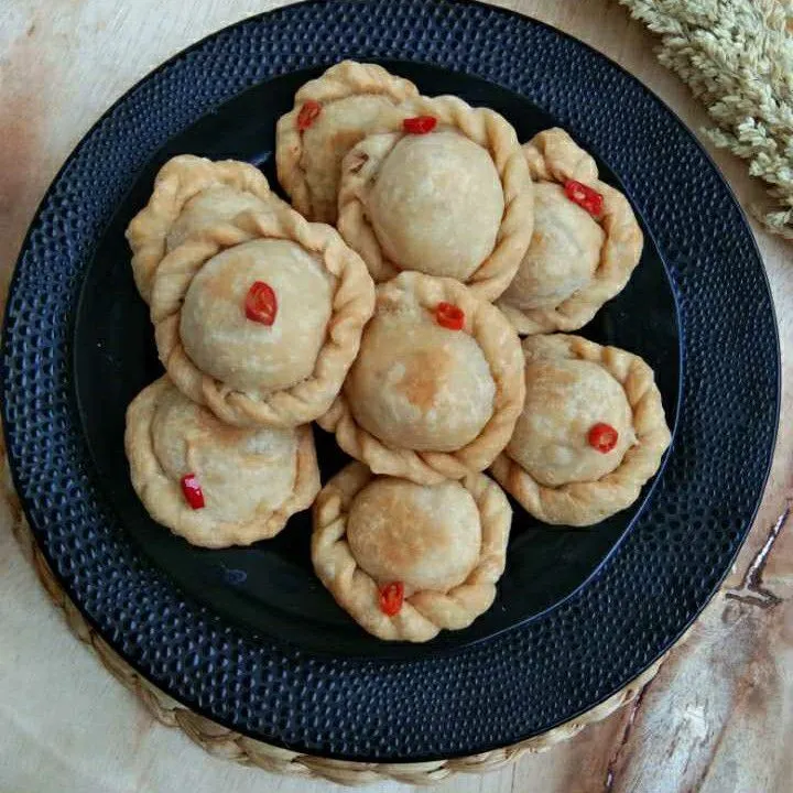 Resep Pastel Bulat Isi Bihun Jagomasakminggu5periode2 Sederhana Rumahan Di Yummy App