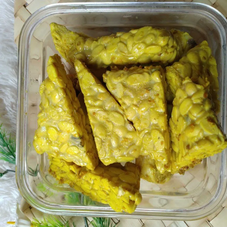 Resep Tempe Ungkep Bumbu Kuning Sederhana Rumahan di Yummy App