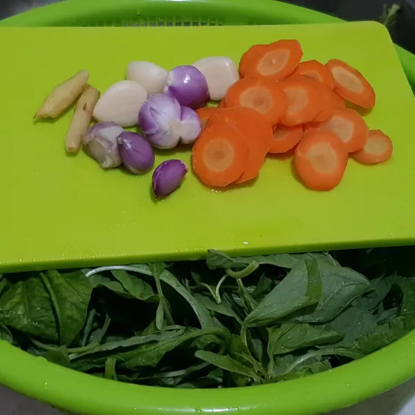 Resep Sayur Bayam Bening Sederhana Rumahan Di Yummy App