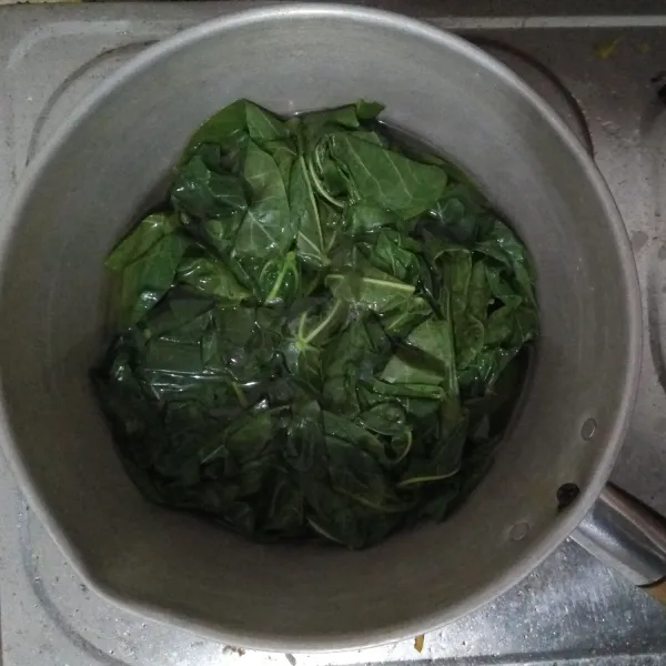 Resep Kari Daun Singkong Sederhana Rumahan di Yummy App