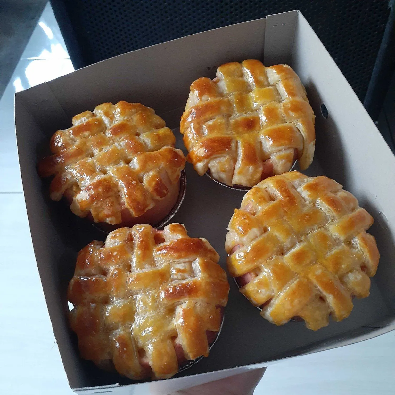 Resep Apel Pie Utuh Cinnamon Sederhana Rumahan di Yummy App