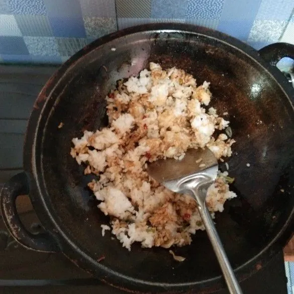 Resep Nasi Goreng Terasi Special Sederhana Rumahan di Yummy App