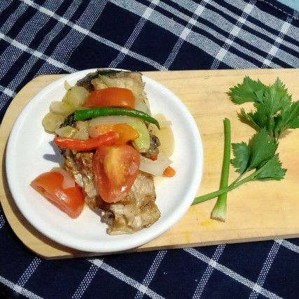 Resep Patin Asap Kuah Asam Sederhana Rumahan di Yummy App