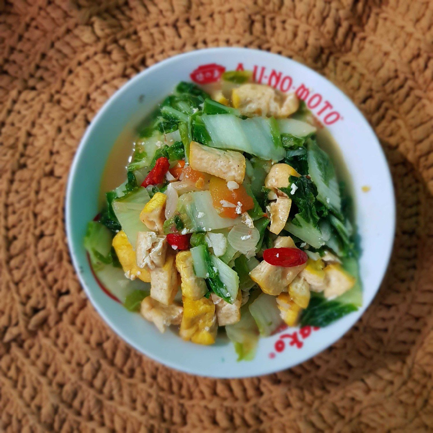 Resep Tumis Sawi Tahu Sederhana Rumahan dari Novia Handayani