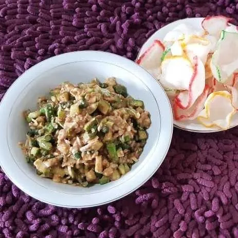 Resep Karedok/ Lotek Mentah Sederhana Rumahan di Yummy App