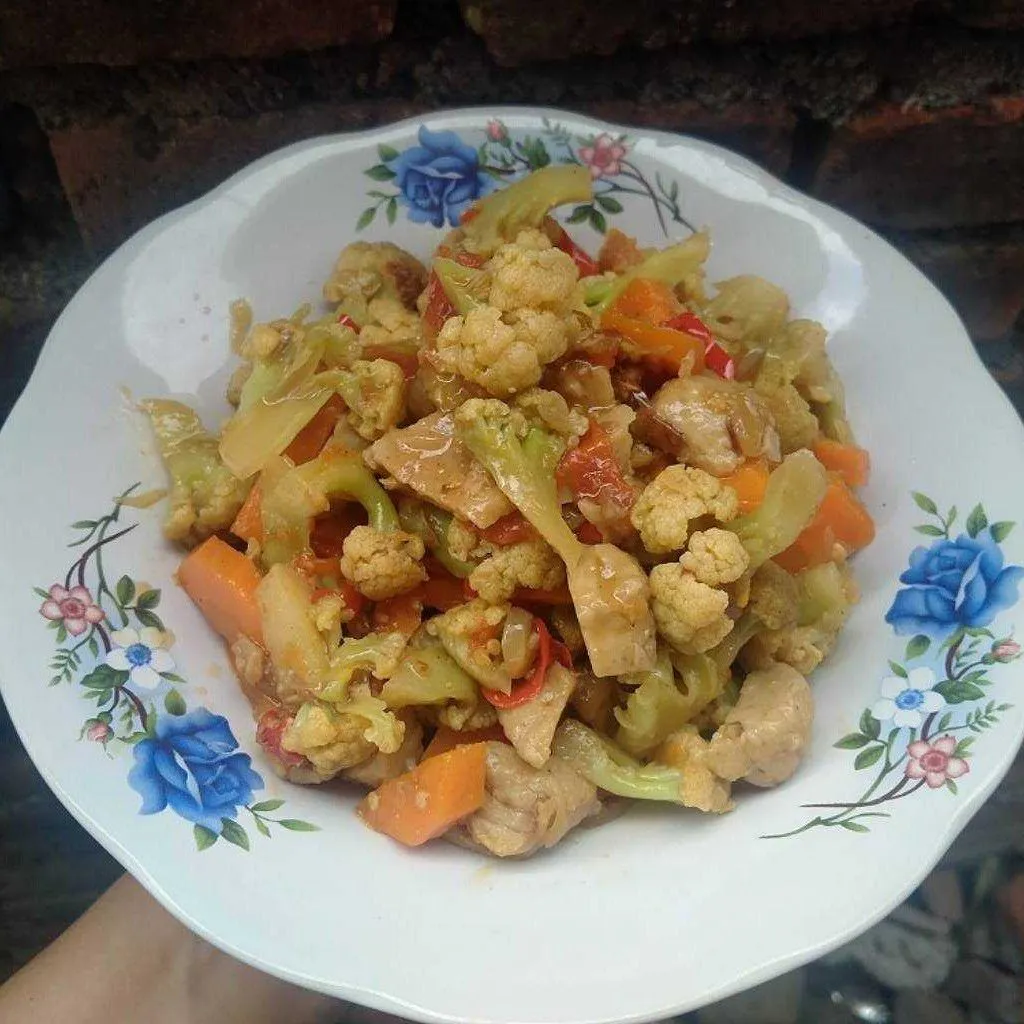 Resep Tumis Kembang Kol Bakso Sederhana Rumahan Di Yummy App