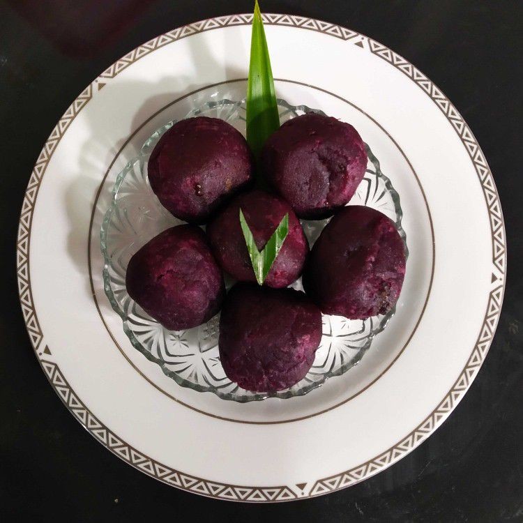Resep Bola-bola Ubi Ungu Sederhana Rumahan di Yummy App