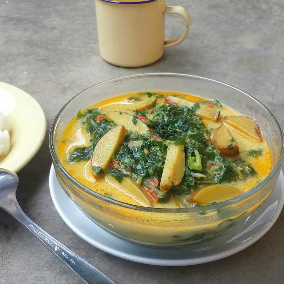 Resep Gulai Daun Singkong Jengkol Sederhana Rumahan di Yummy App