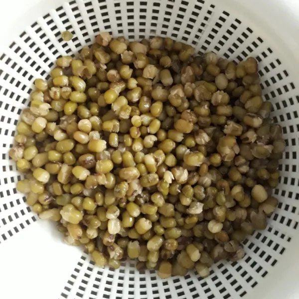 Resep Bolu Kukus Kacang Hijau #JagoMasakMinggu7Periode3 Sederhana ... Resep Bolu Kukus Kacang Hijau #JagoMasakMinggu7Periode3 Sederhana ...