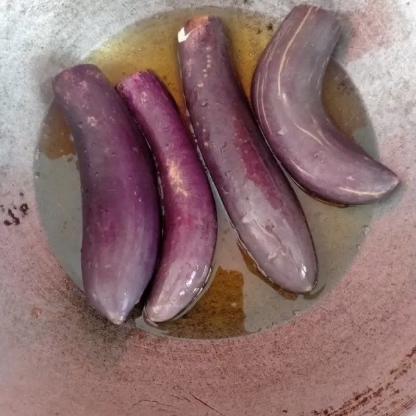 Resep Pecak Terong Santan Sederhana Rumahan di Yummy App