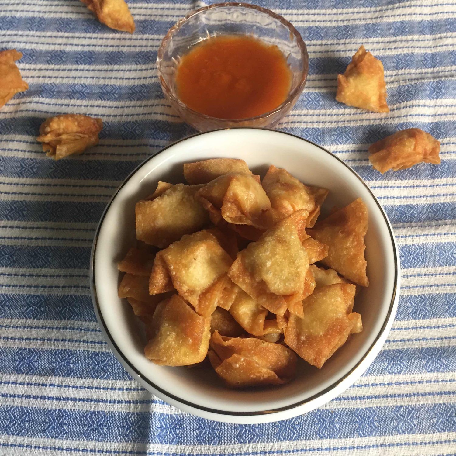 Resep Pangsit Goreng Mini Isi Tahu Sederhana Rumahan di Yummy App