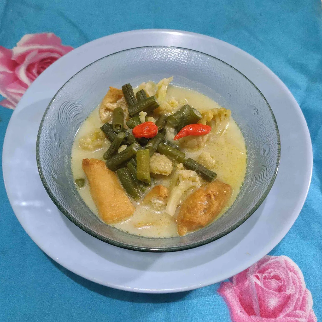 Resep Lodeh Kembang Kol Dan Tahu Kempos Sederhana Rumahan Di Yummy App