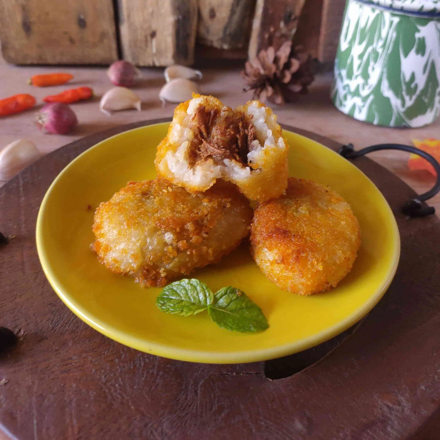 Resep Ketan Goreng Abon Sederhana Rumahan di Yummy App