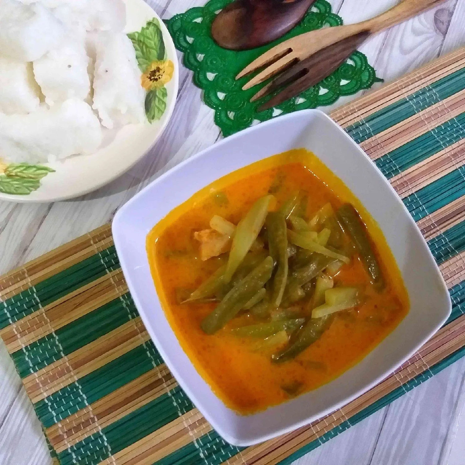 Resep Lontong Sayur Betawi Sederhana Rumahan Di Yummy App