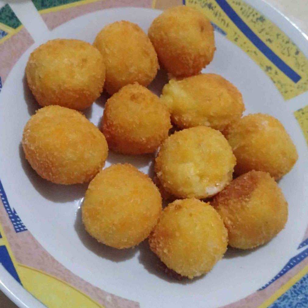 Resep Bola bola Kentang Crispy Mozarella Sederhana Rumahan dari Sasikirana