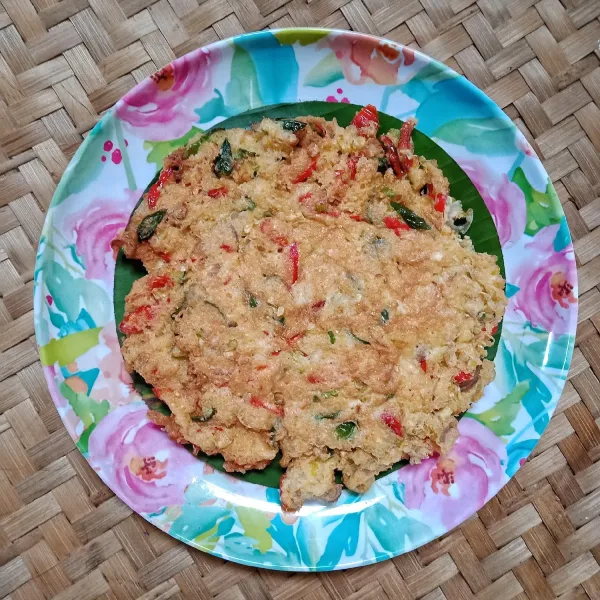 Resep Telor Dadar Kelapa Parut Sederhana Rumahan di Yummy App