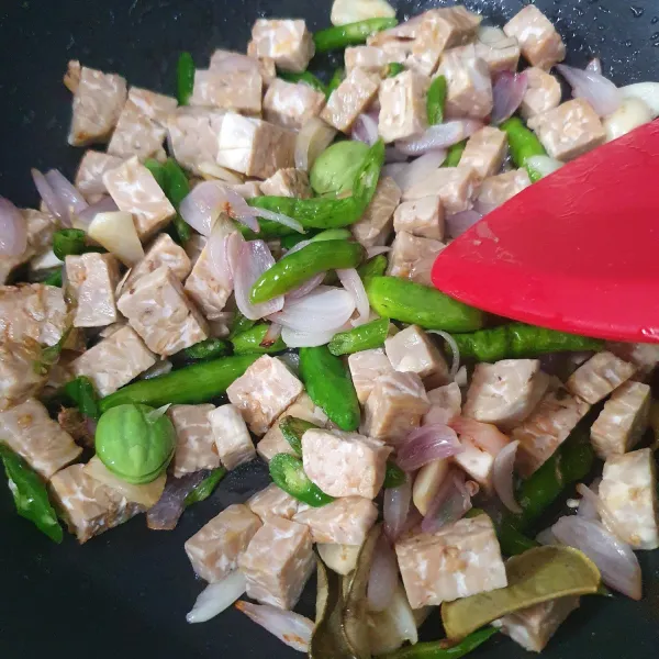 Resep Sayur Tempe Pete Sederhana Rumahan di Yummy App