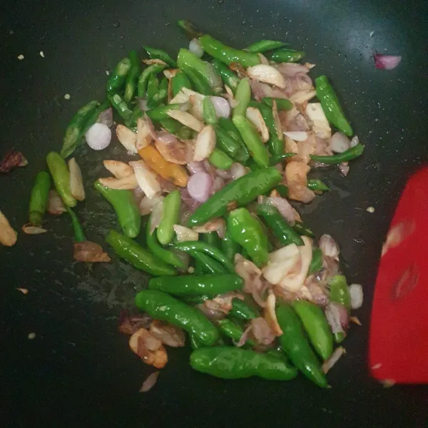 Resep Sayur Tempe Pete Sederhana Rumahan di Yummy App