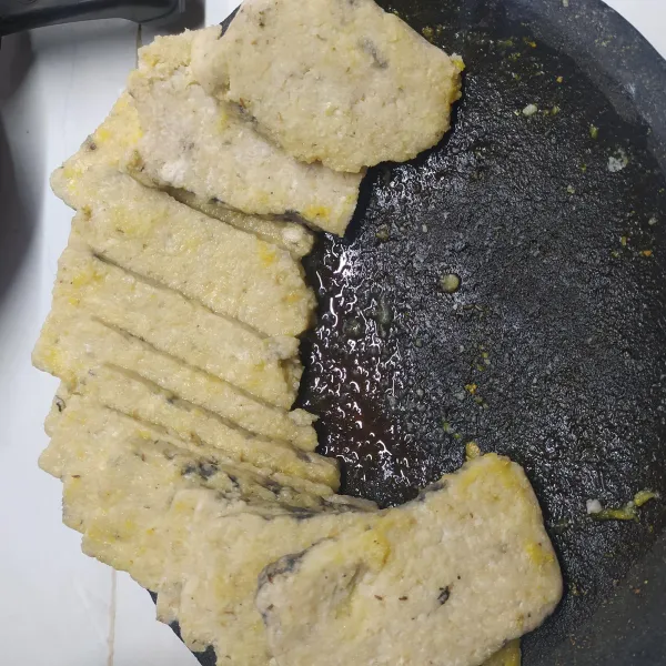 Resep Mendoan Tempe Menjes Khas Malang Sederhana Rumahan di Yummy App