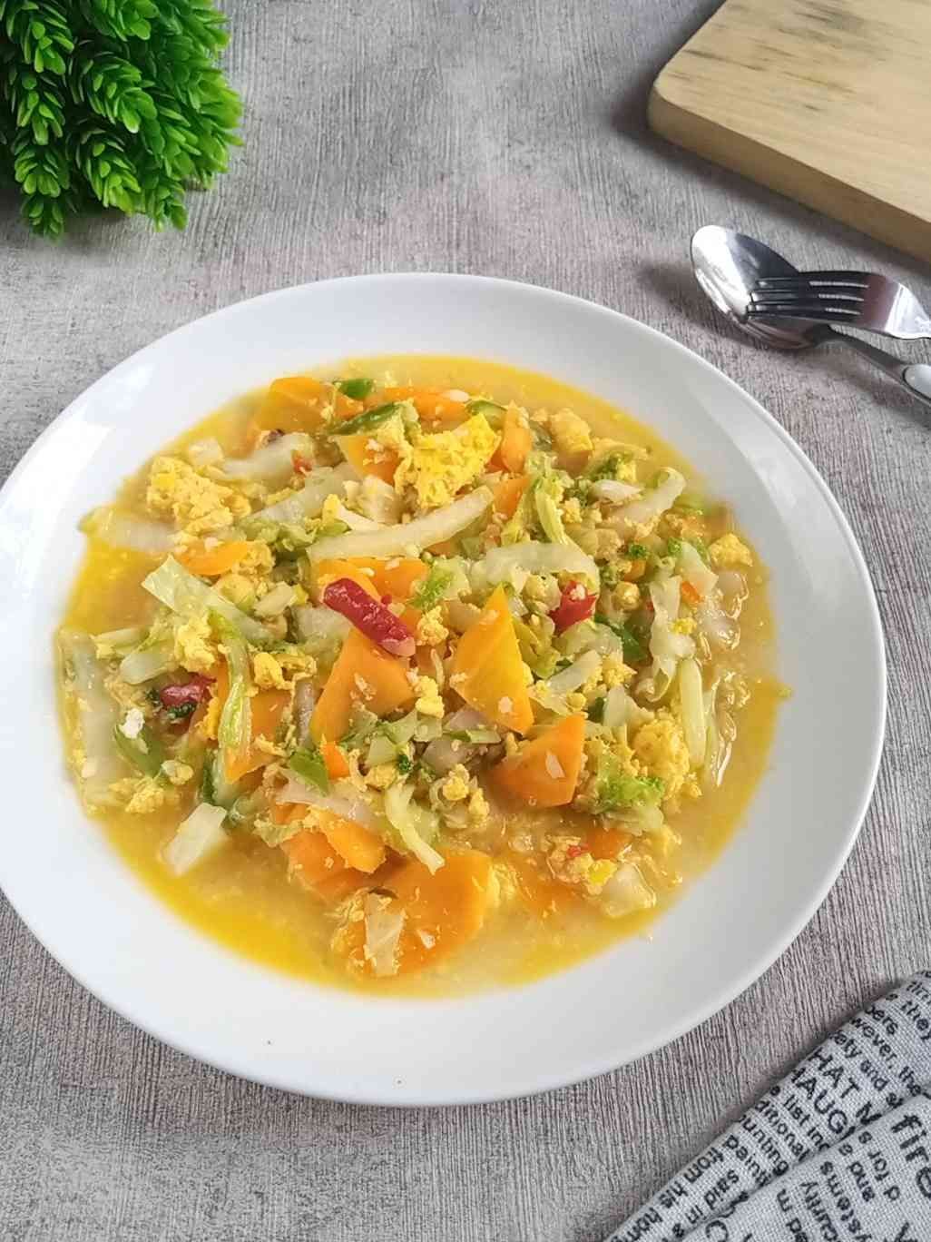 Resep Oseng Sayur Pedas Kuning Telur Sederhana Rumahan di Yummy App
