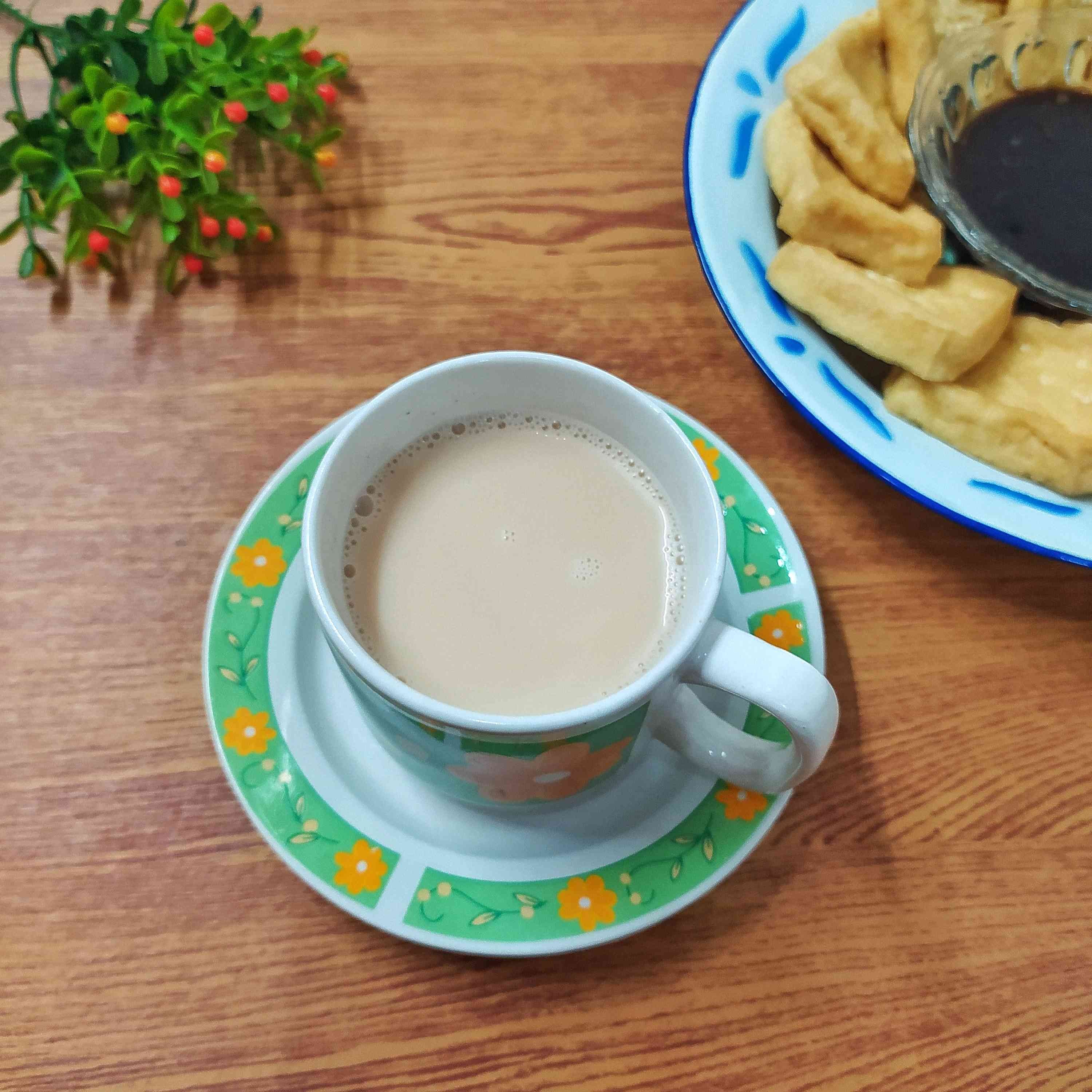 Resep Teh Adeni khas Arab Sederhana Rumahan di Yummy App