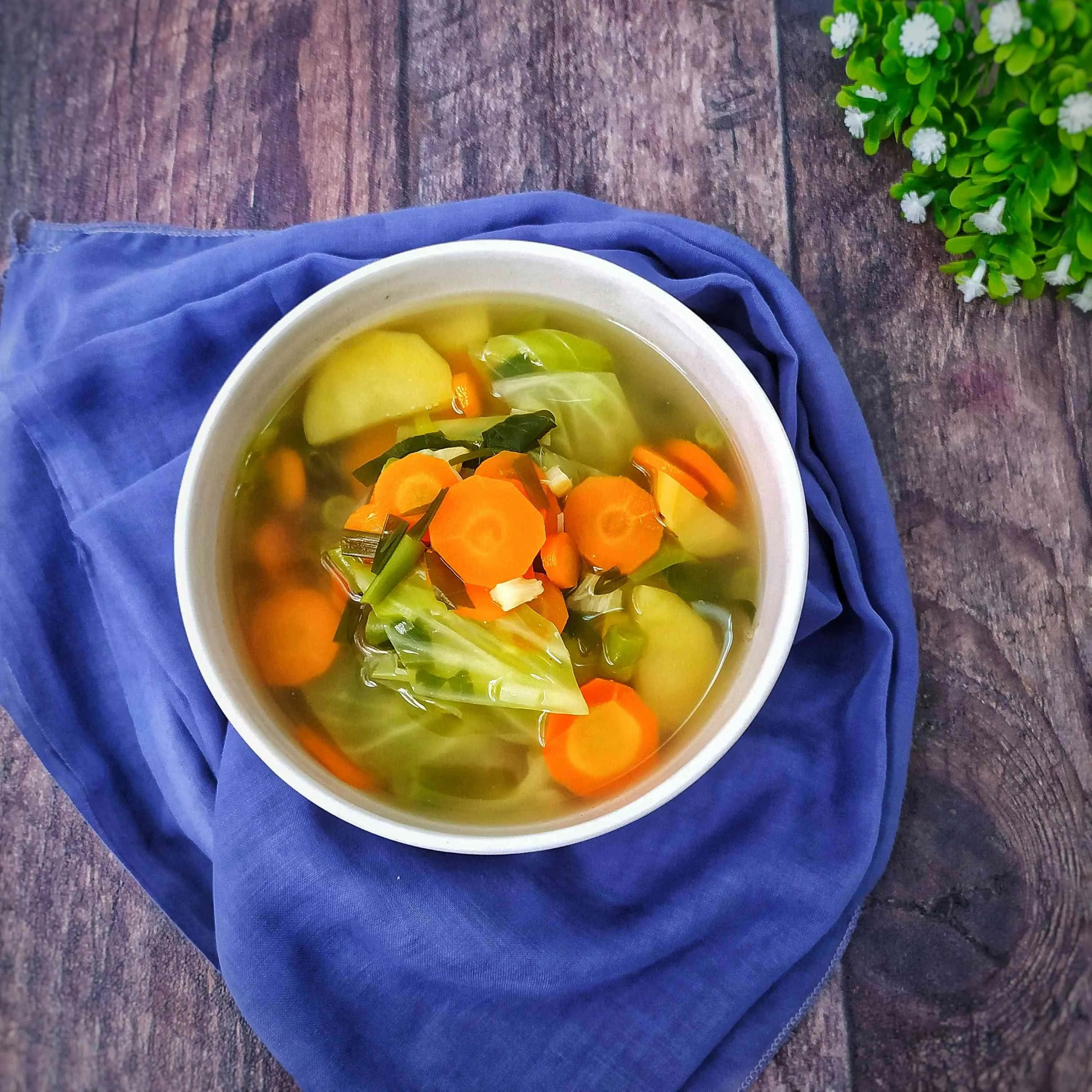 Resep Sop Sayuran Ala Warteg Sederhana Rumahan di Yummy App