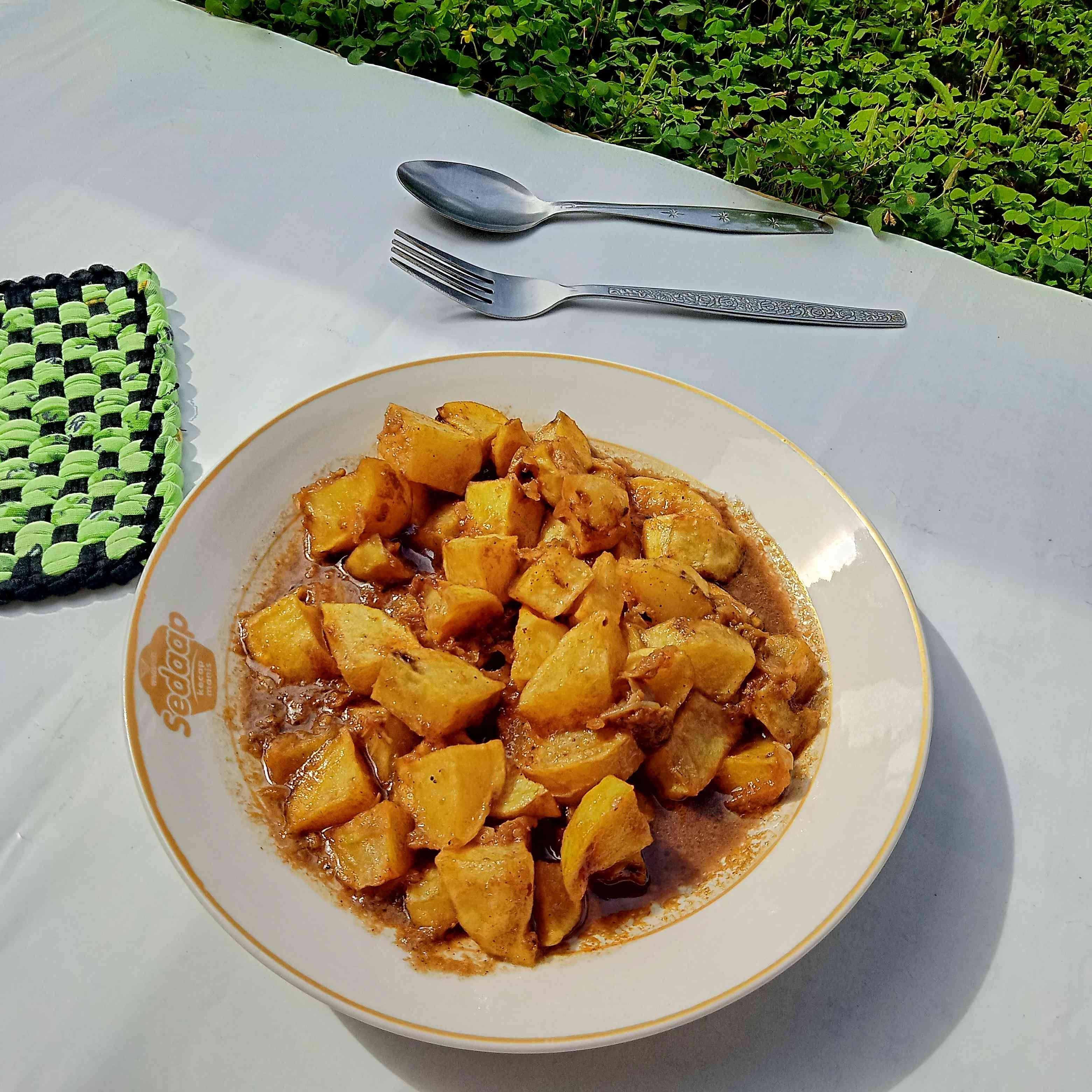 Resep Semur Kentang Sederhana Rumahan di Yummy App