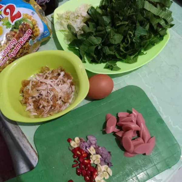 Resep Sarimi Goreng Istimewa Sederhana Rumahan di Yummy App