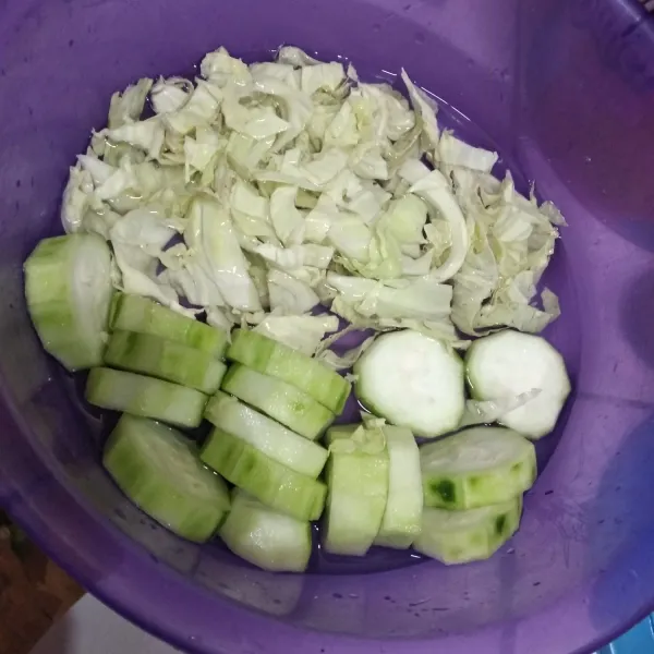 Resep Oyong Kuah Pedas Sederhana Rumahan Di Yummy App