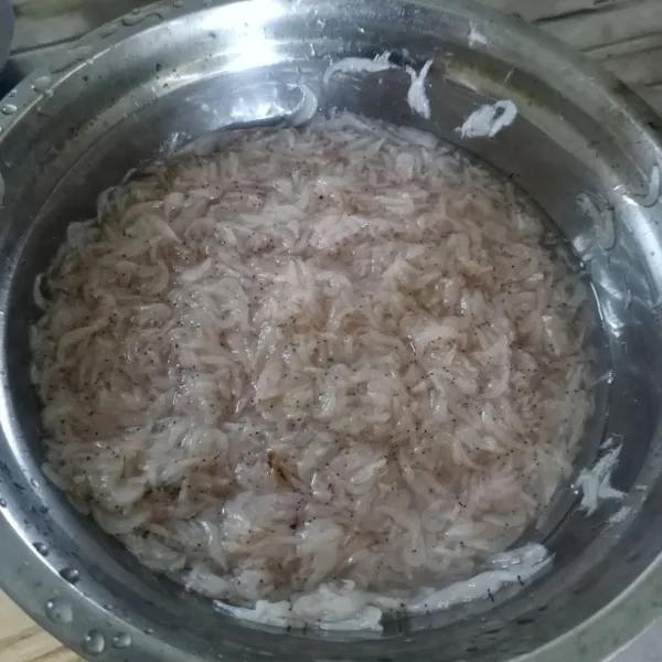 Resep Bakwan Rebon Basah Wortel Sederhana Rumahan Di Yummy App