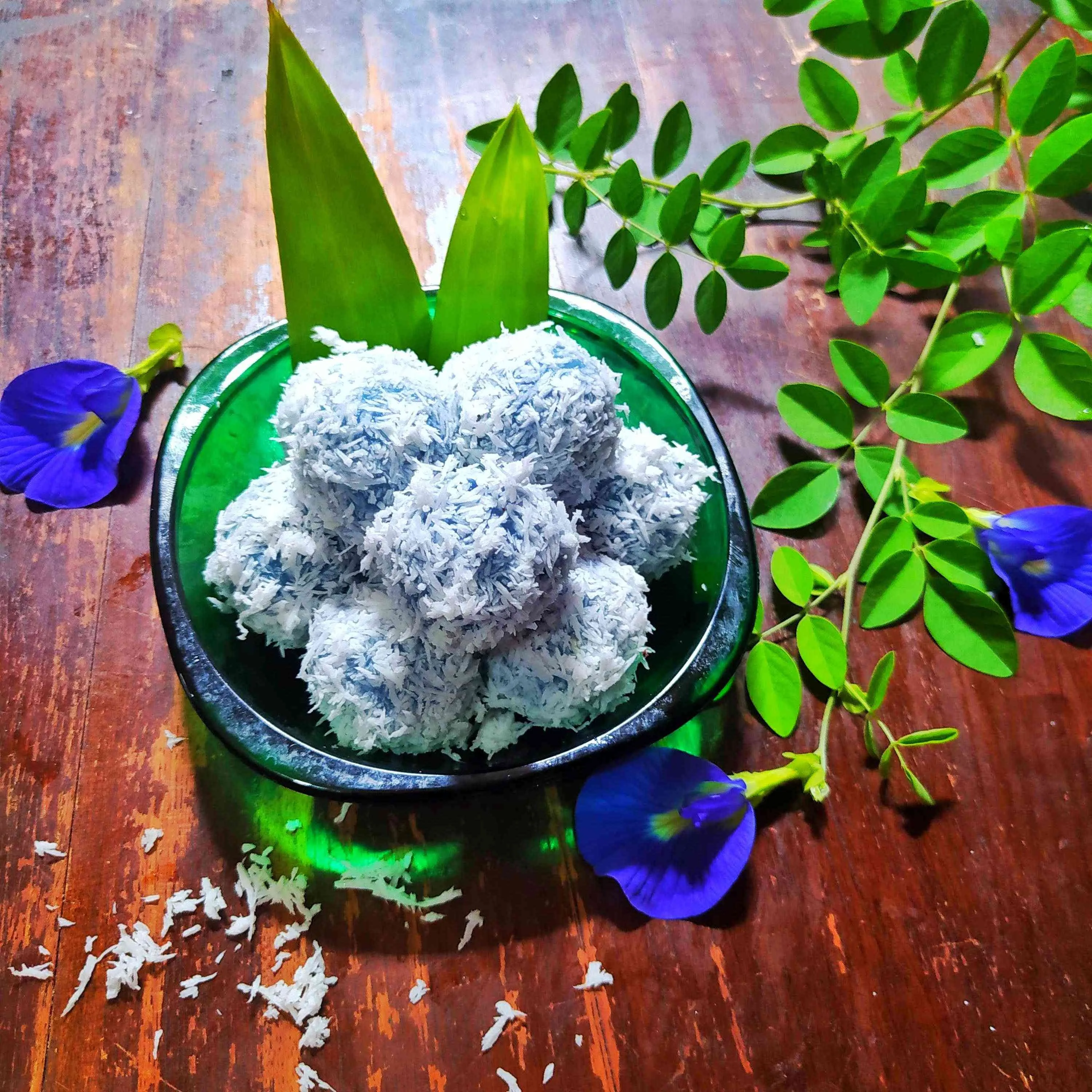 Resep Klepon Bunga Telang Sederhana Rumahan di Yummy App