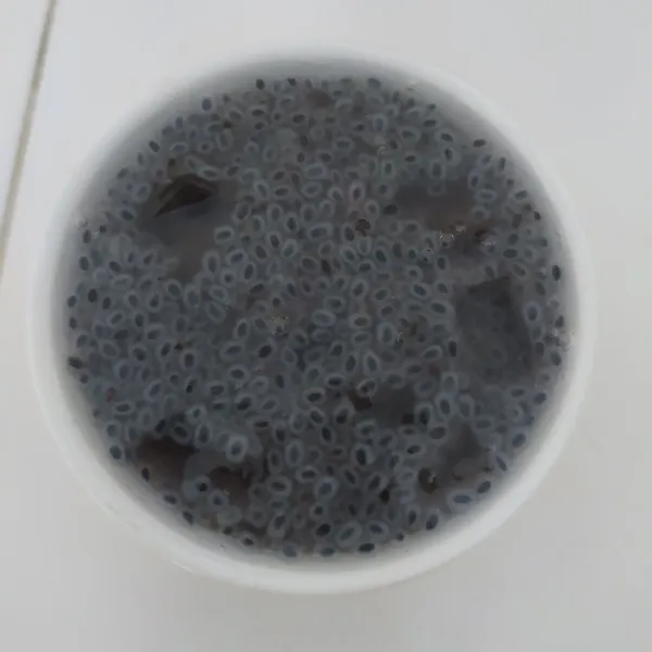 Resep Es Syrup Jelly Selasih Sederhana Rumahan di Yummy App