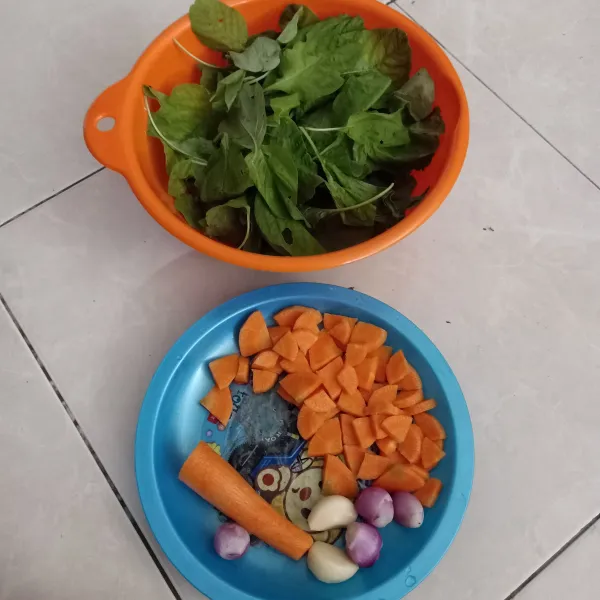 Resep Sayur Bening Bayam Dan Wortel Sederhana Rumahan Di Yummy App